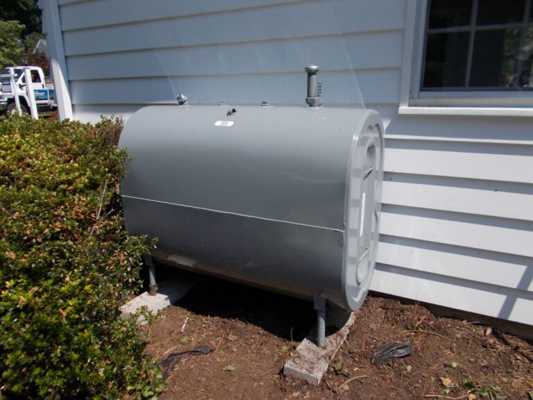 Using a Smart Oil Gauge on an Outdoor Tank