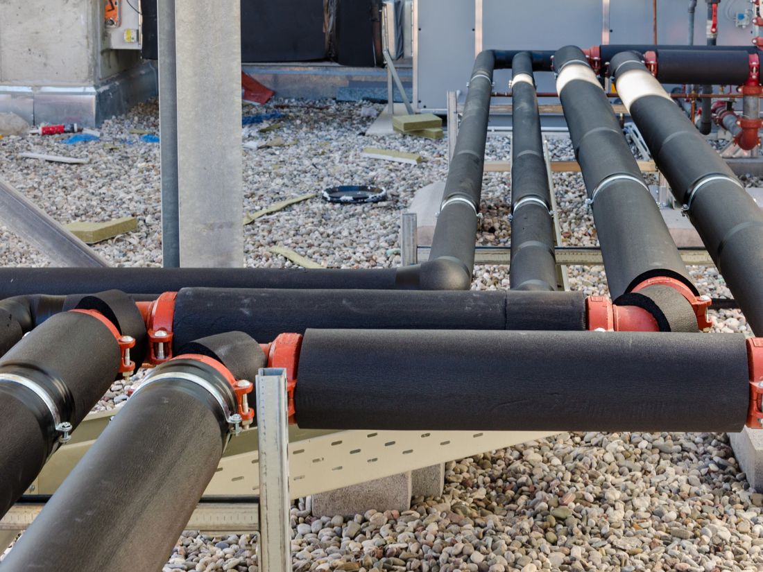 How To Prevent Frozen Pipes - FuelSnap